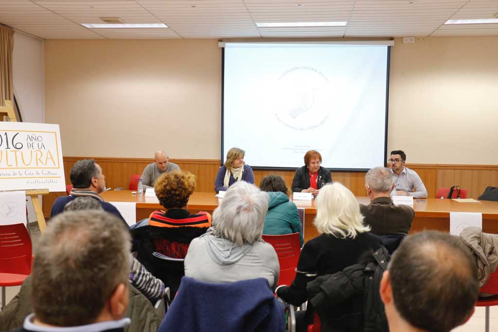 Isabel Robles celebra con un recital poético en l'Alfàs del pi el Día ...